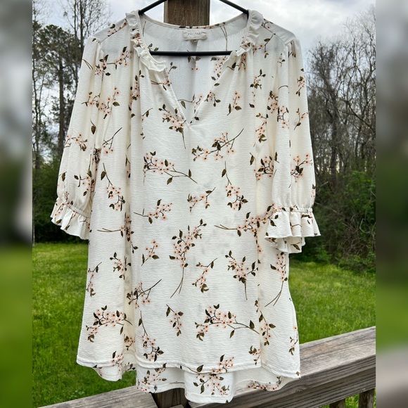 MELLODAY | Tops | Melloday Floral Peasant Top | Poshmark